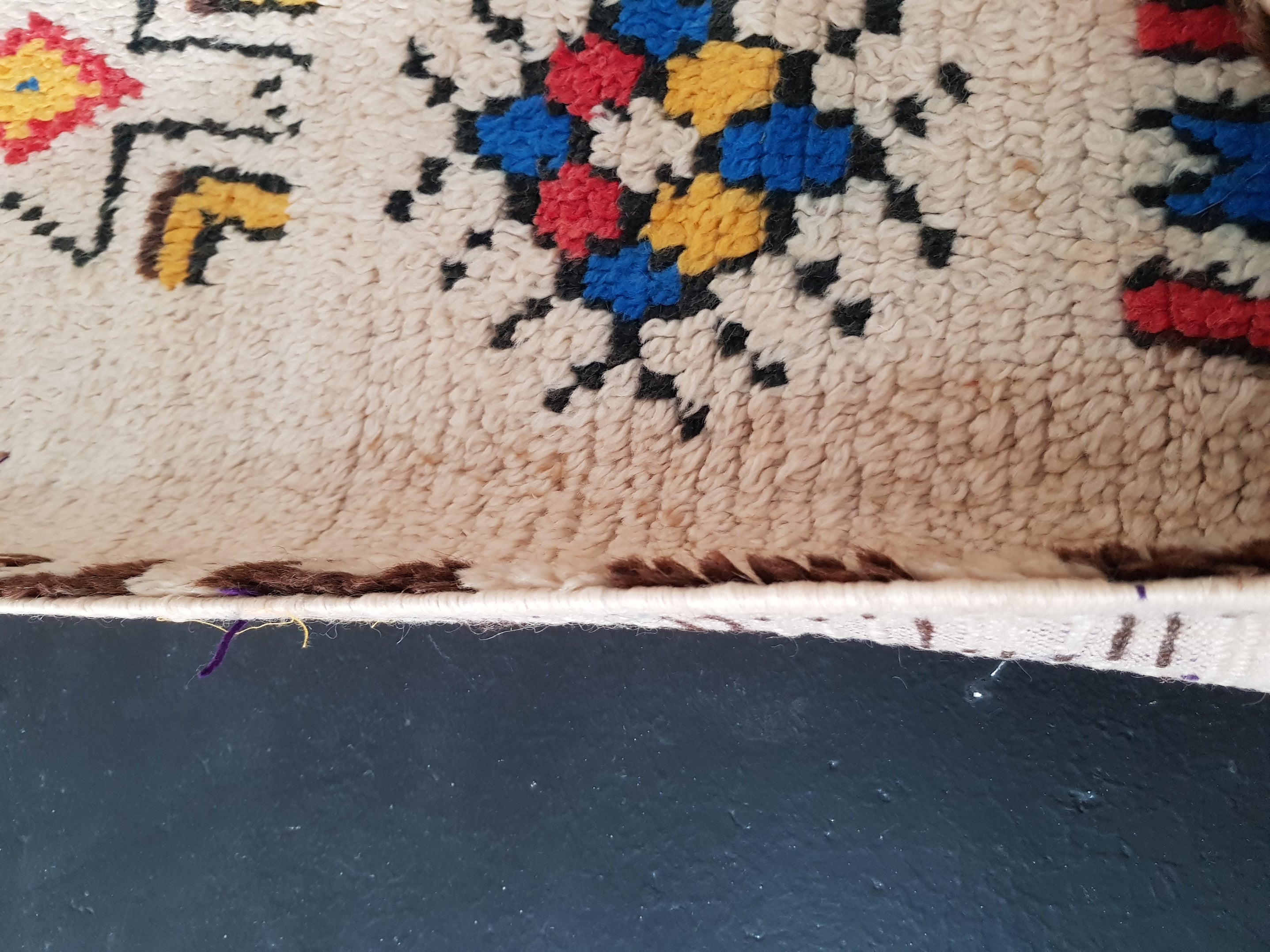 Fabulous white Moroccan rug from AZILAL region — MarBazaar